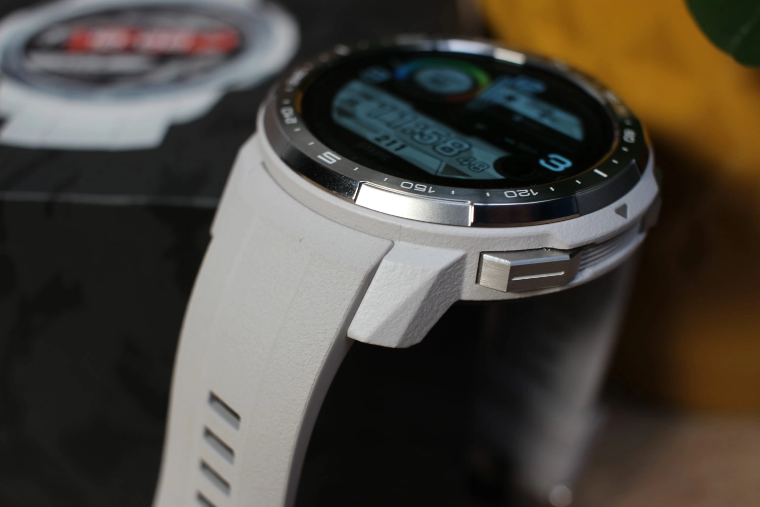Honor Watch GS Pro Outdoor-Smartwatch: Besser als Garmin Fenix 6?
