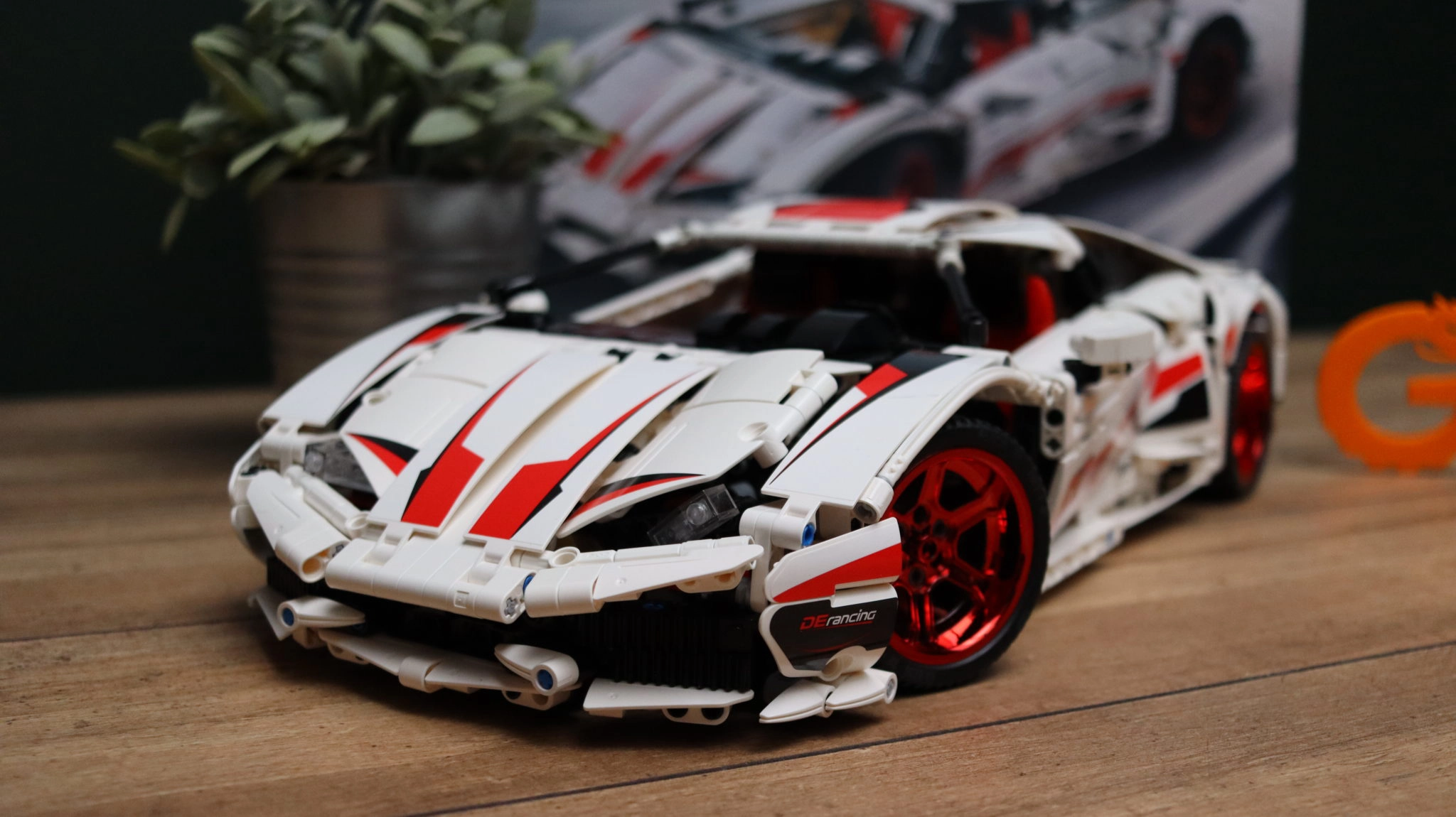 CaDA Bausatz C61018W Sportwagen mit Fernsteuerung