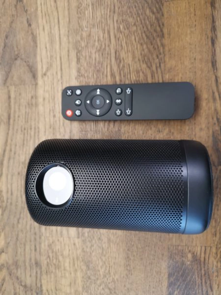 Byintek P30 Mini-Beamer