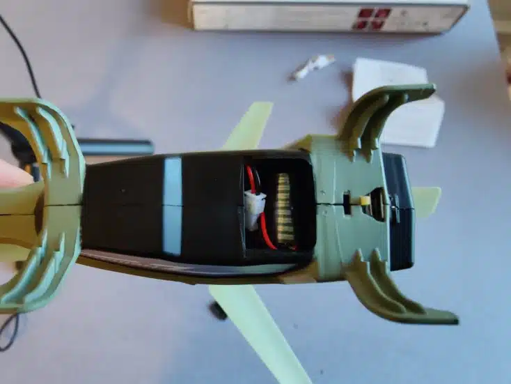 Anfängerfreundlicher Indoor-Flugspaß: Black Ant RC-Helikopter