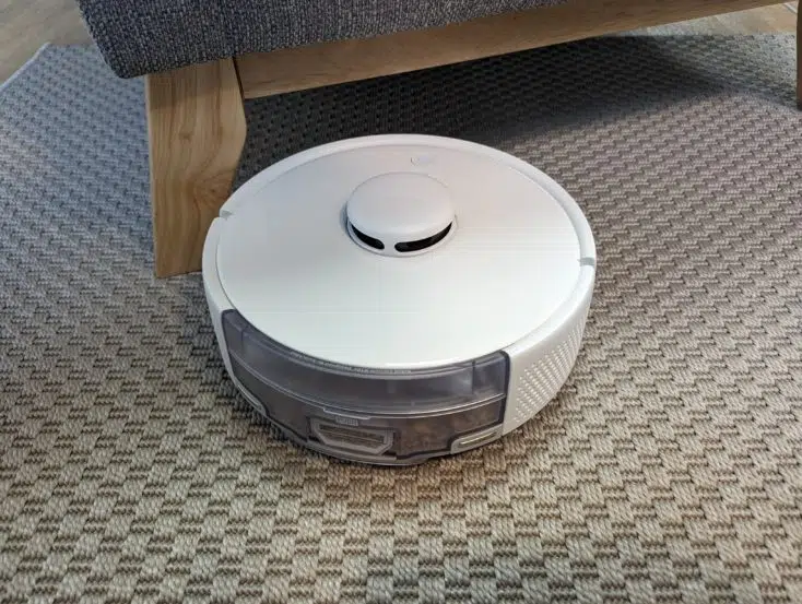 Switchbot K10+: Mini-Saugroboter mit ordentlich Leistung