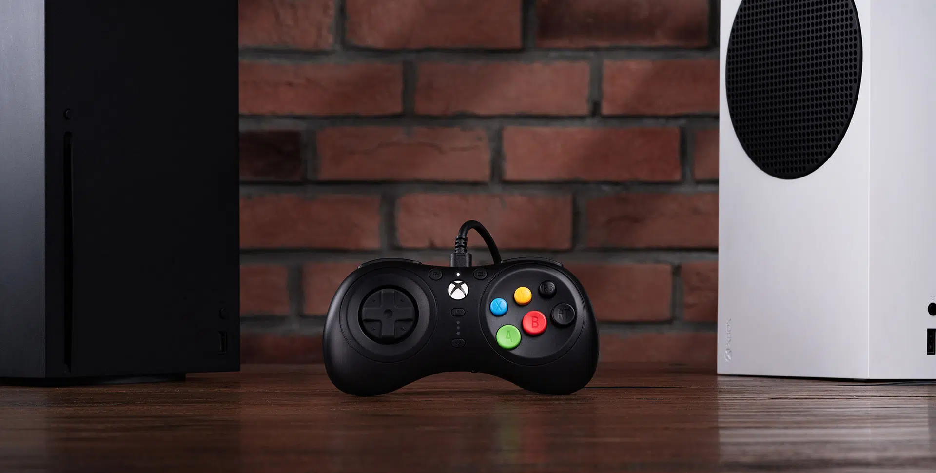 8Bitdo M30: XBOX-Controller im Sega-Mega-Drive-Look