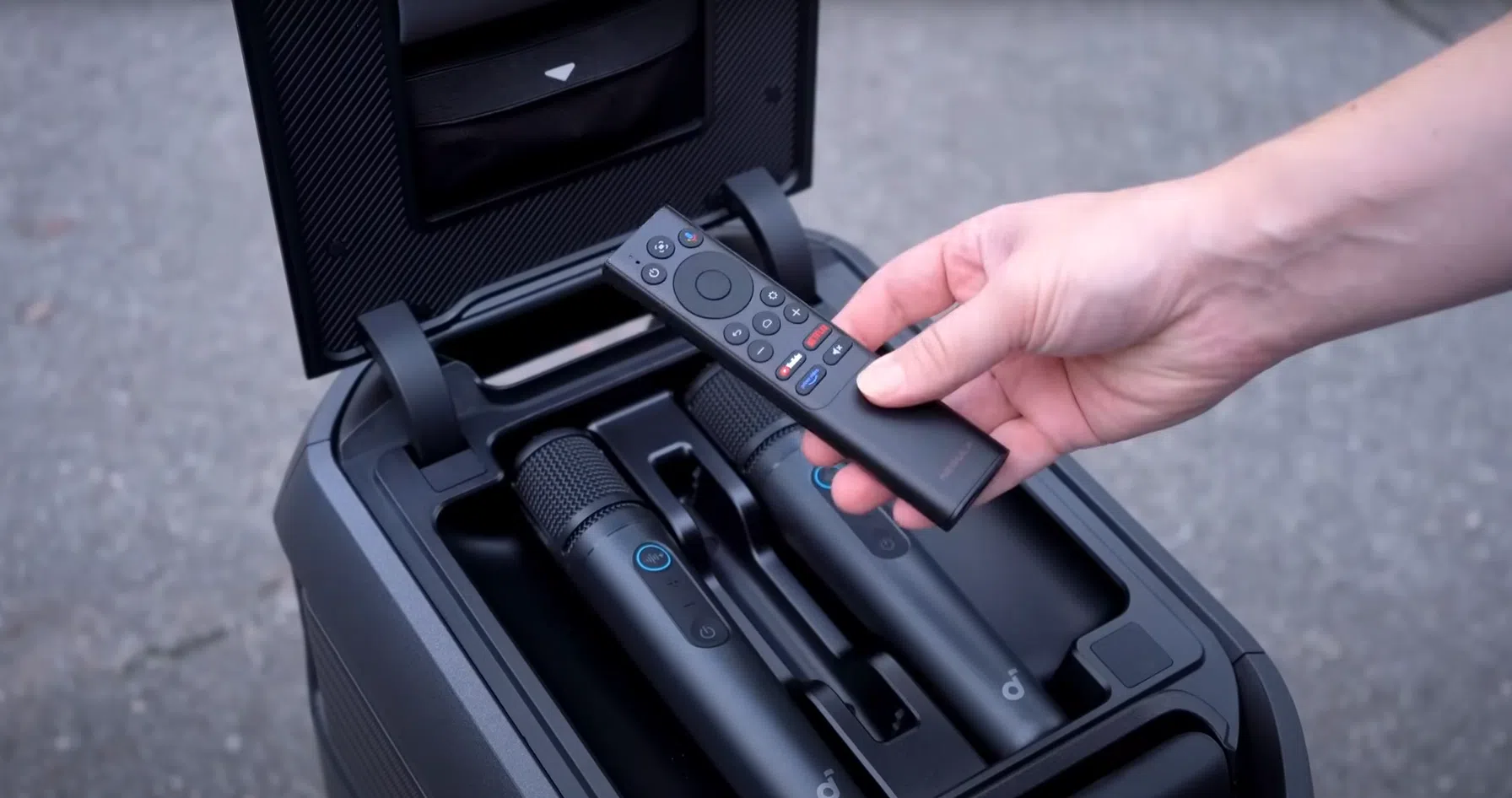 Nebula X1 Pro Premium-Beamer mit modularem 7.1.4-Sound-System